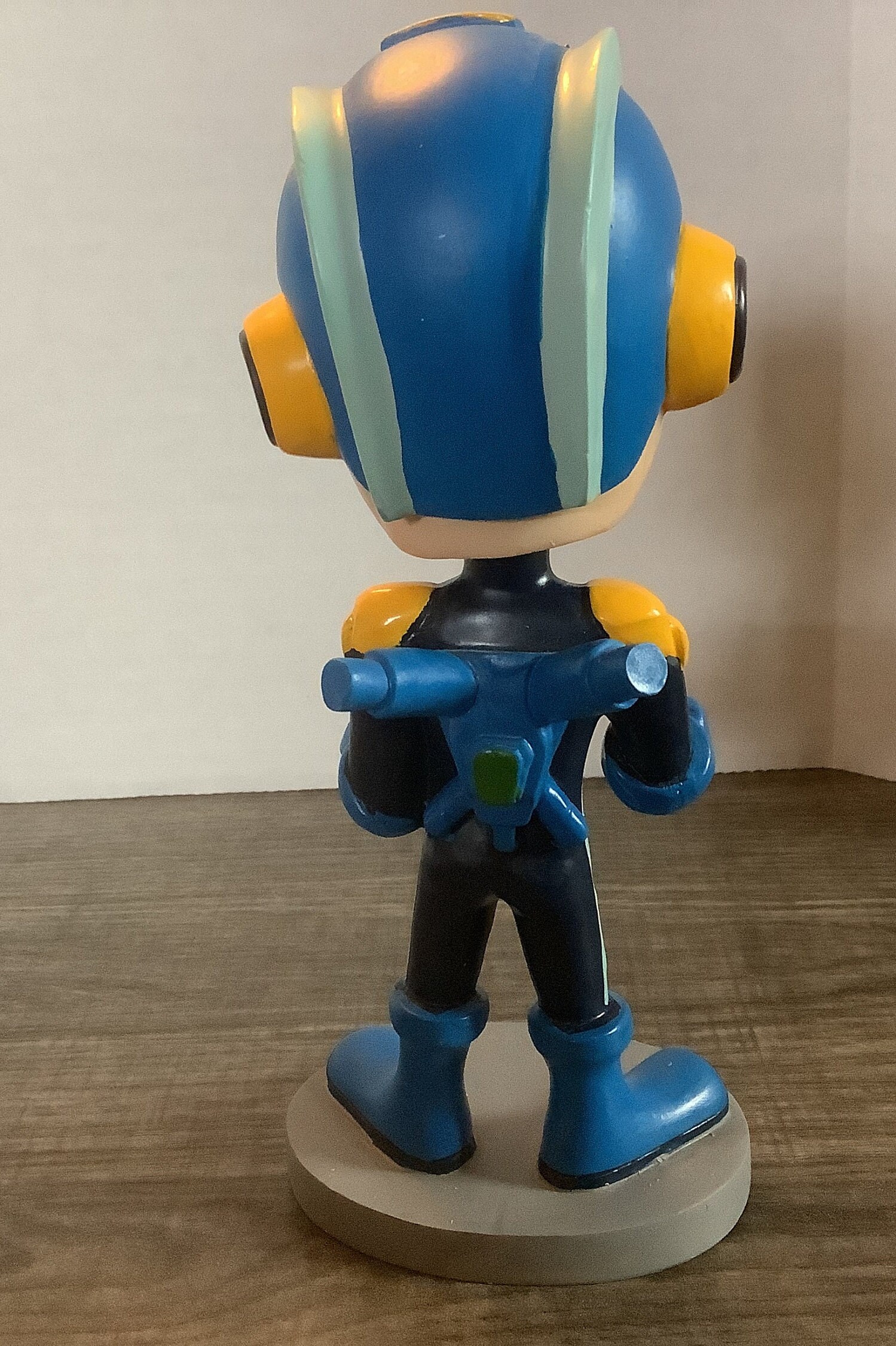 Vintage Mega Man Battle Network Bobblehead. Never Used, Only Taken Out ...