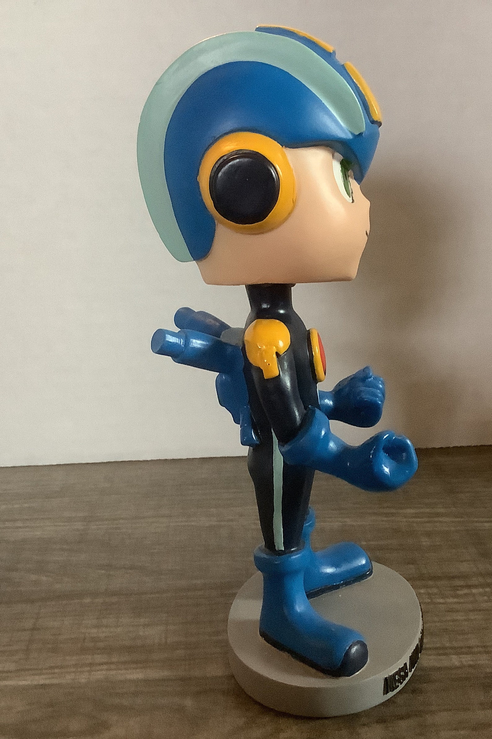 Vintage Mega Man Battle Network Bobblehead. Never Used, Only Taken Out ...