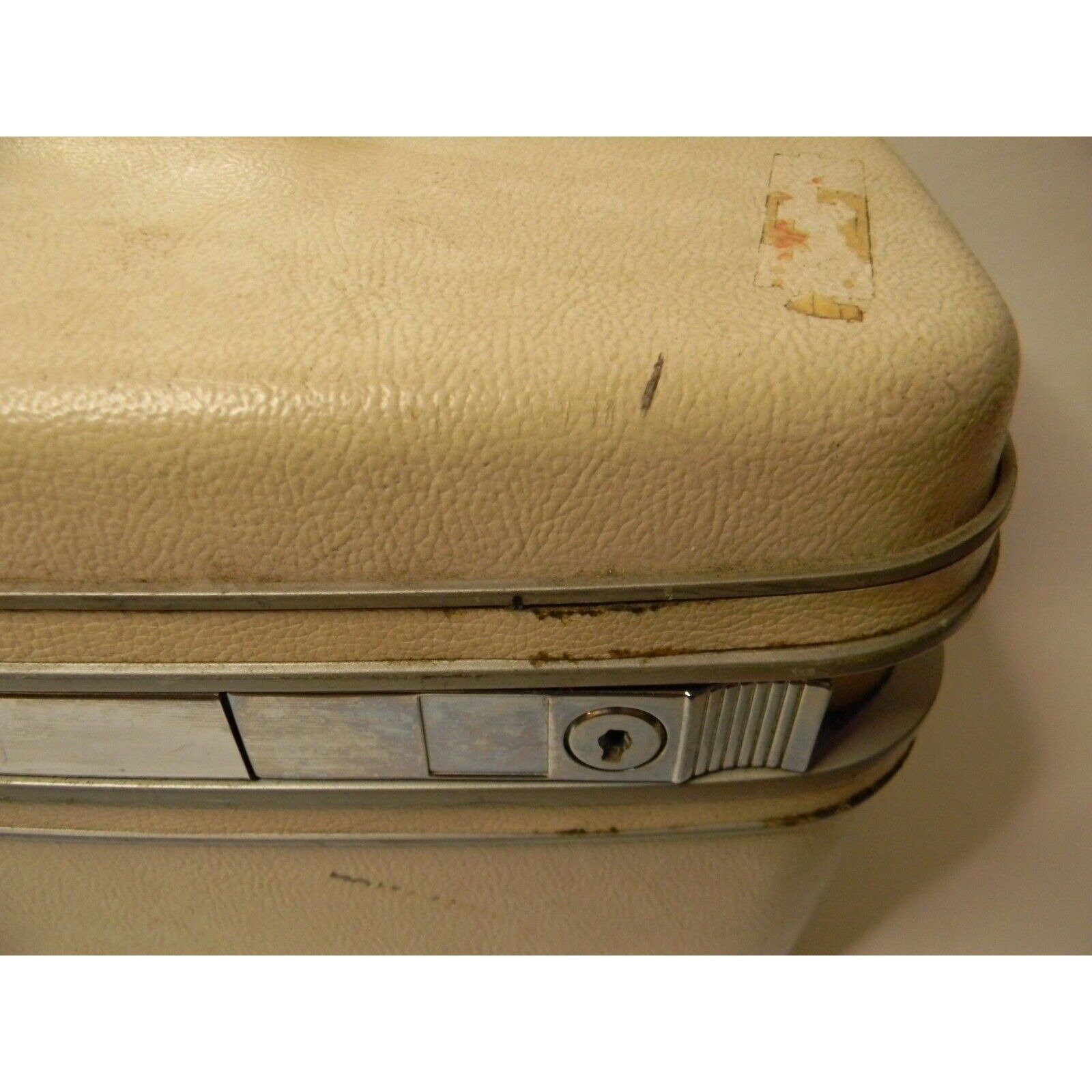Vintage Samsonite Silhouette Off-white Train Case W\key Missing Tray - Etsy