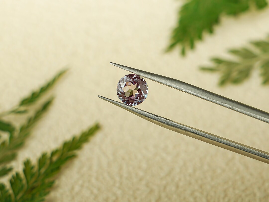 Lab Grown Round Cut Light Purple Color Change Alexandrite Loose Stone ...