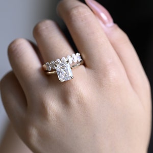 Solid Gold Crushed Ice Radiant Cut Moissanite Wedding Band Set, MR-443 ...