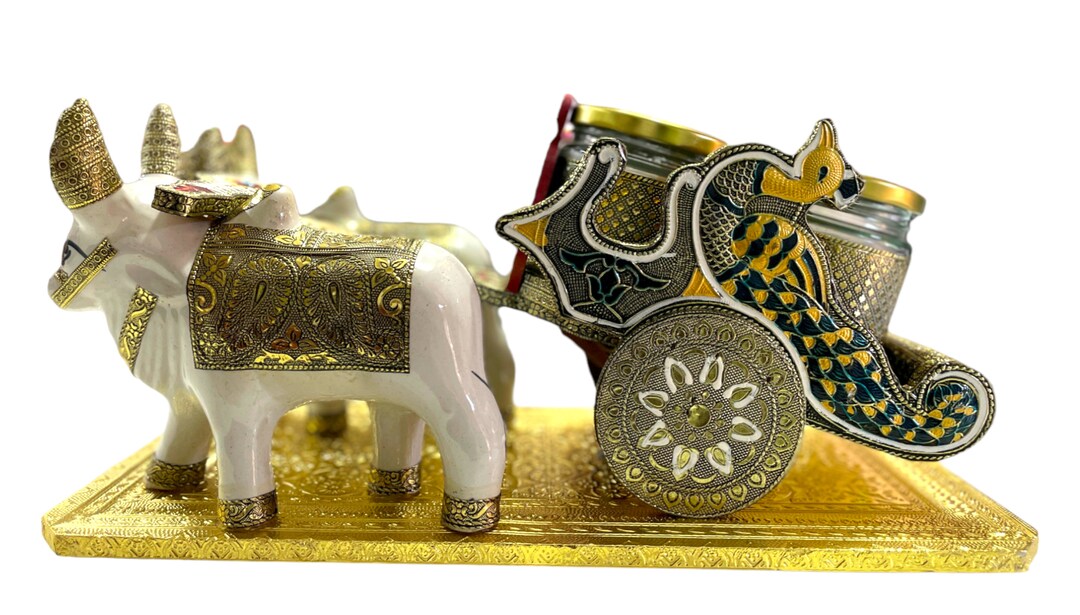 New Design Meenakari Wooden Bullock Cart With Double Bull and 2 Pcs ...