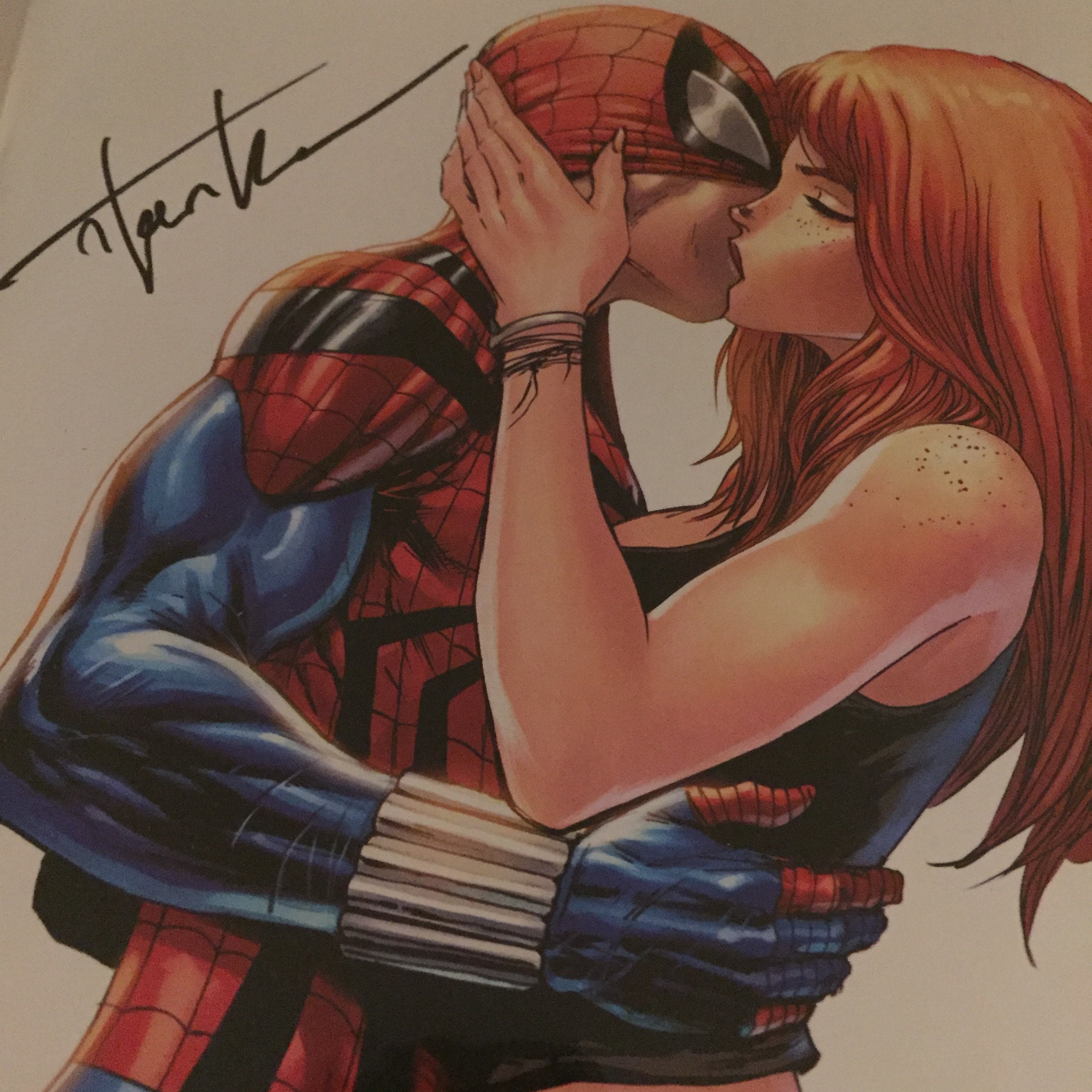 Ultimate Spider Man Mary Jane Kiss