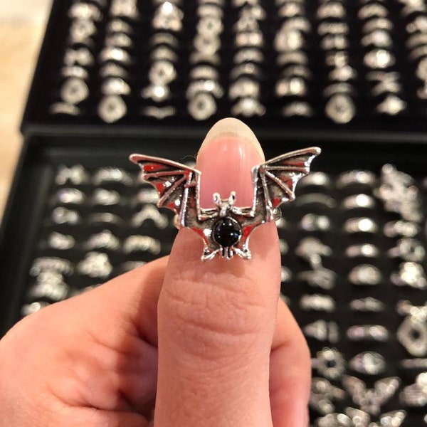 Bat Ring - Etsy