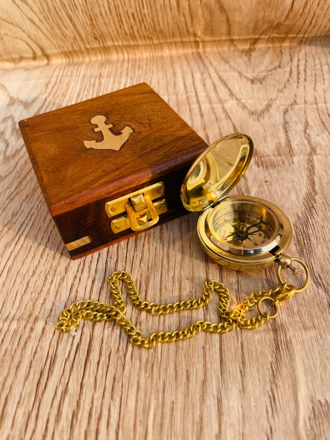 Push Button Compass With Wooden Box for Hiking Military, Home Décor ...