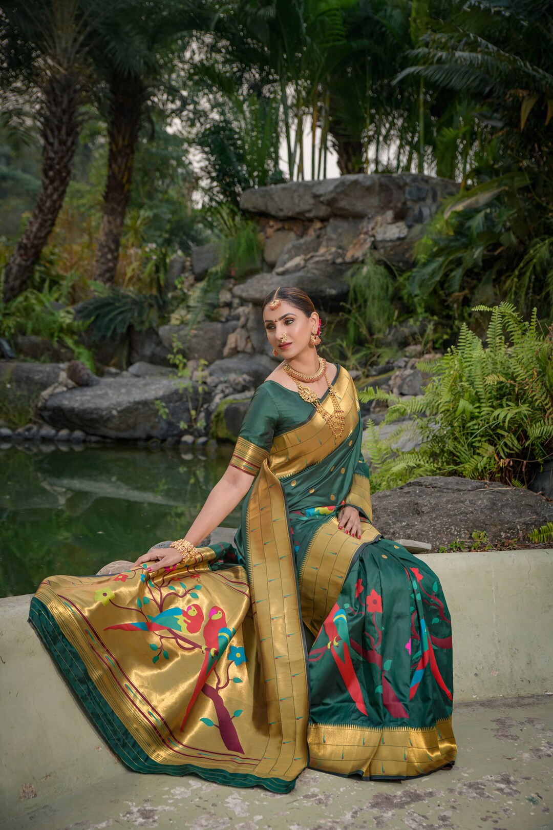 Handwoven Paithani Saree in Pure Silk With Traditional Motifs - Etsy