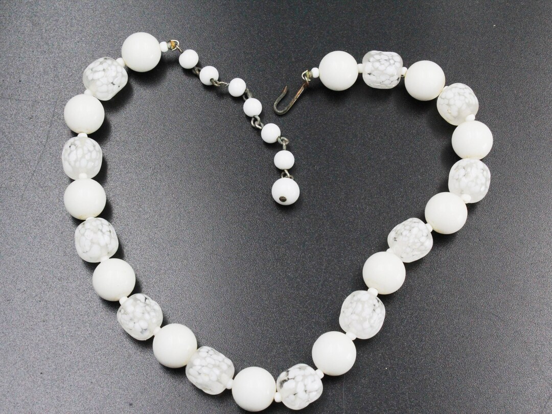 Vintage Speckled Glass White Milk Glass Hook Choker Necklace - Etsy