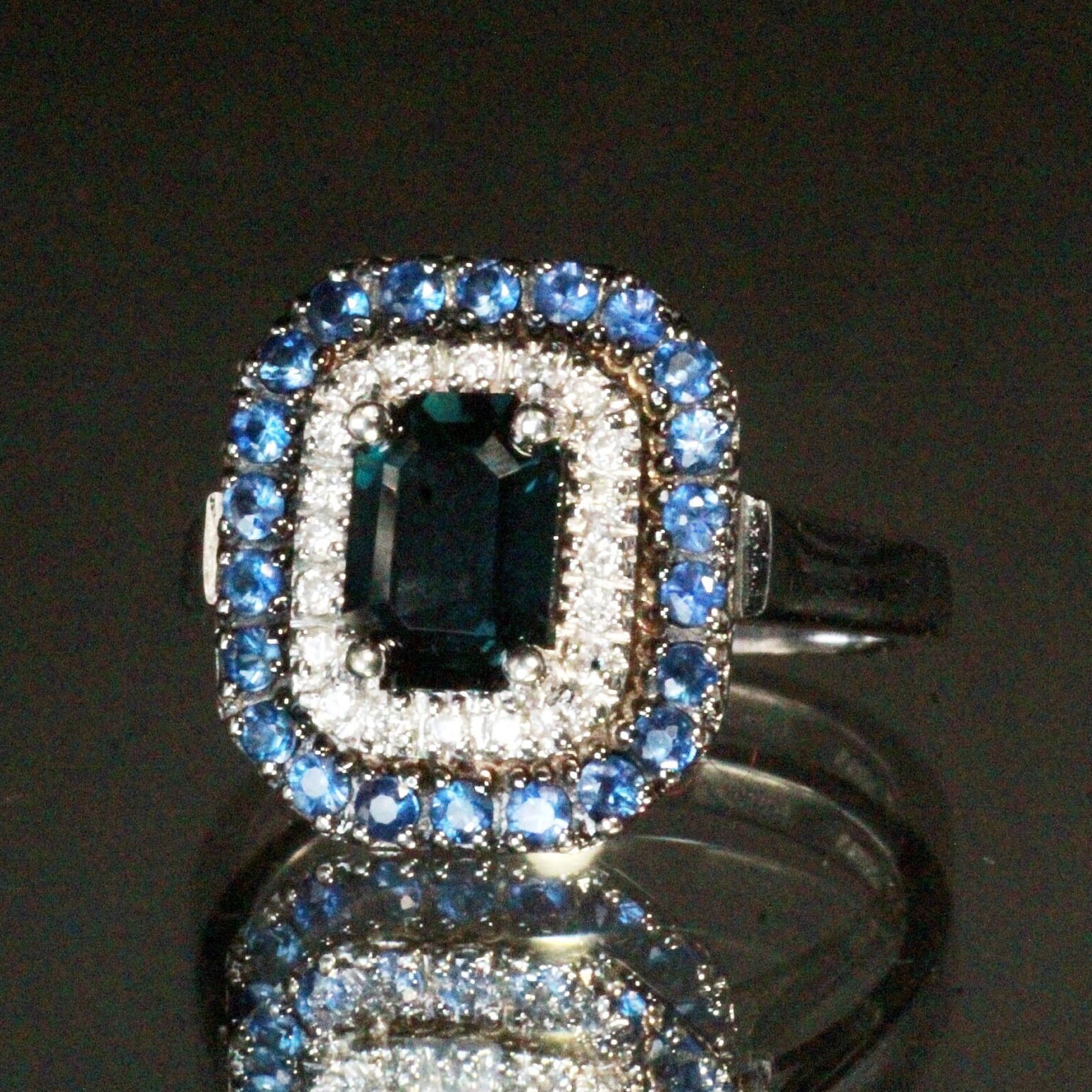 Ema NY Designer 14K Gold 1.87 Carats Sapphire Diamond Melee Ring Size 5