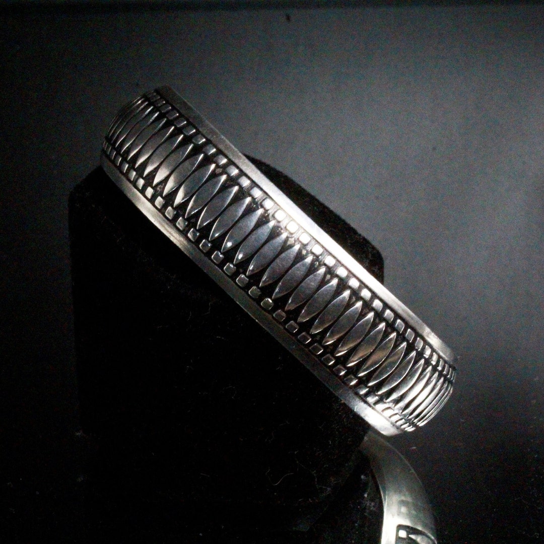 Vintage Native American Hopi Hallmarked Pictograph Sterling Silver Cuff ...