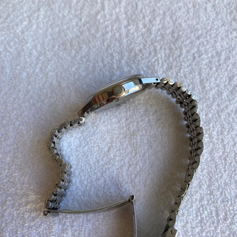 Vintage TITAN Swiss Mechanical Watch – Manual Winding – Blue Dial ...