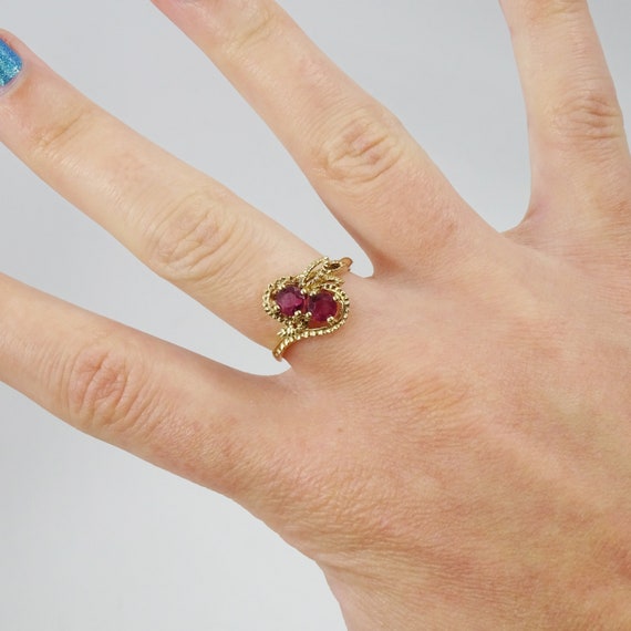 Vintage 9ct gold two stone Ruby crossover leaf ring U… - Gem