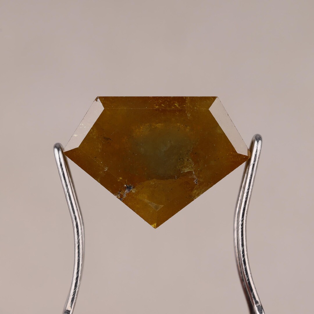 3.13 Ct Fancy Light Greenish Yellow Pentagon Natural Diamond, 12.80x9 ...