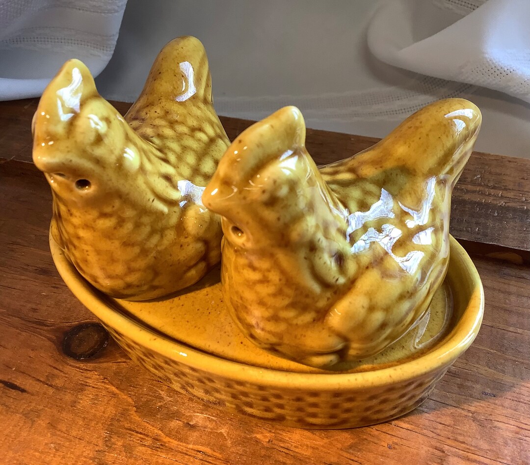 Maison Plus Ceramic Glazed Chickens Hens Roosters on Nest Base Salt and ...