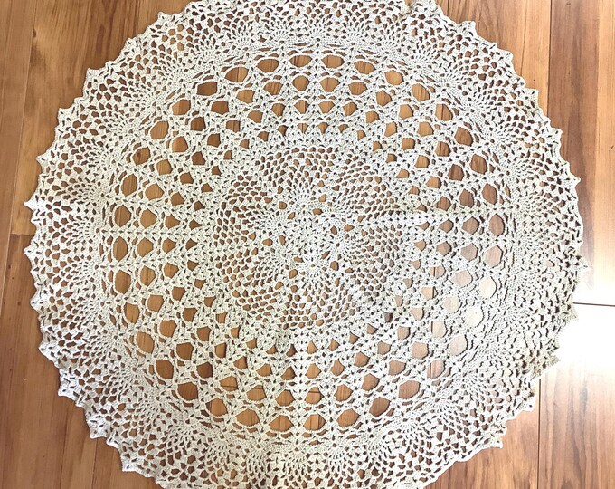 Large Vintage Circular Hand Crocheted Doily ~ 100% Cotton ~ Farmhouse ...