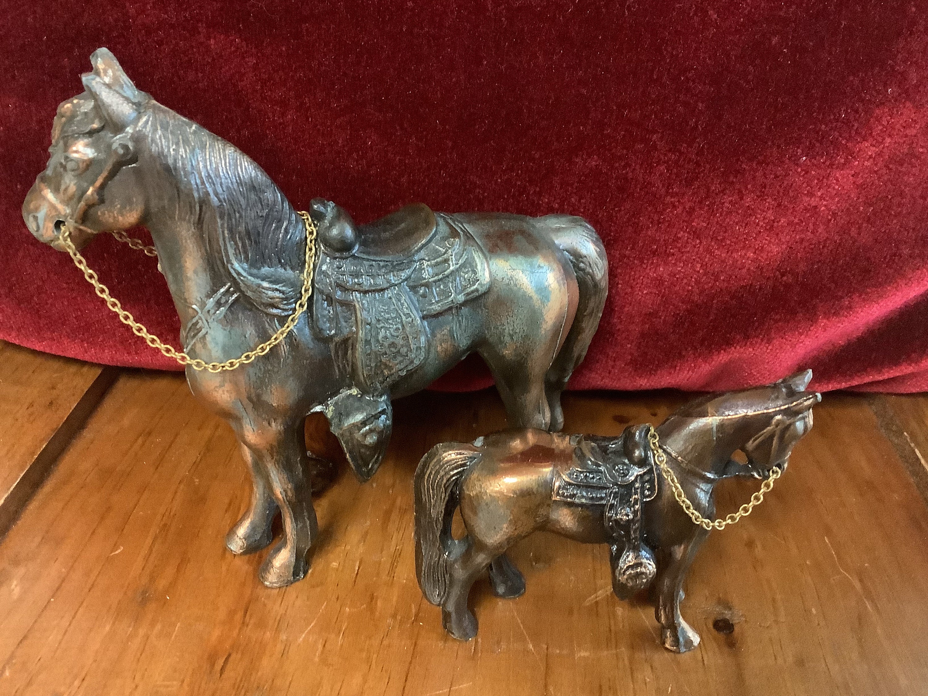 Set of 2 Carnival Prize Die Cast Copper Western Saddle Metal Horse ...