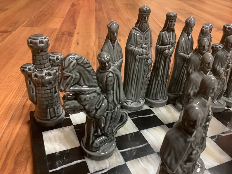 Duncan Ceramics 32 Piece Chess Set Blood Red and Stone Grey - Etsy