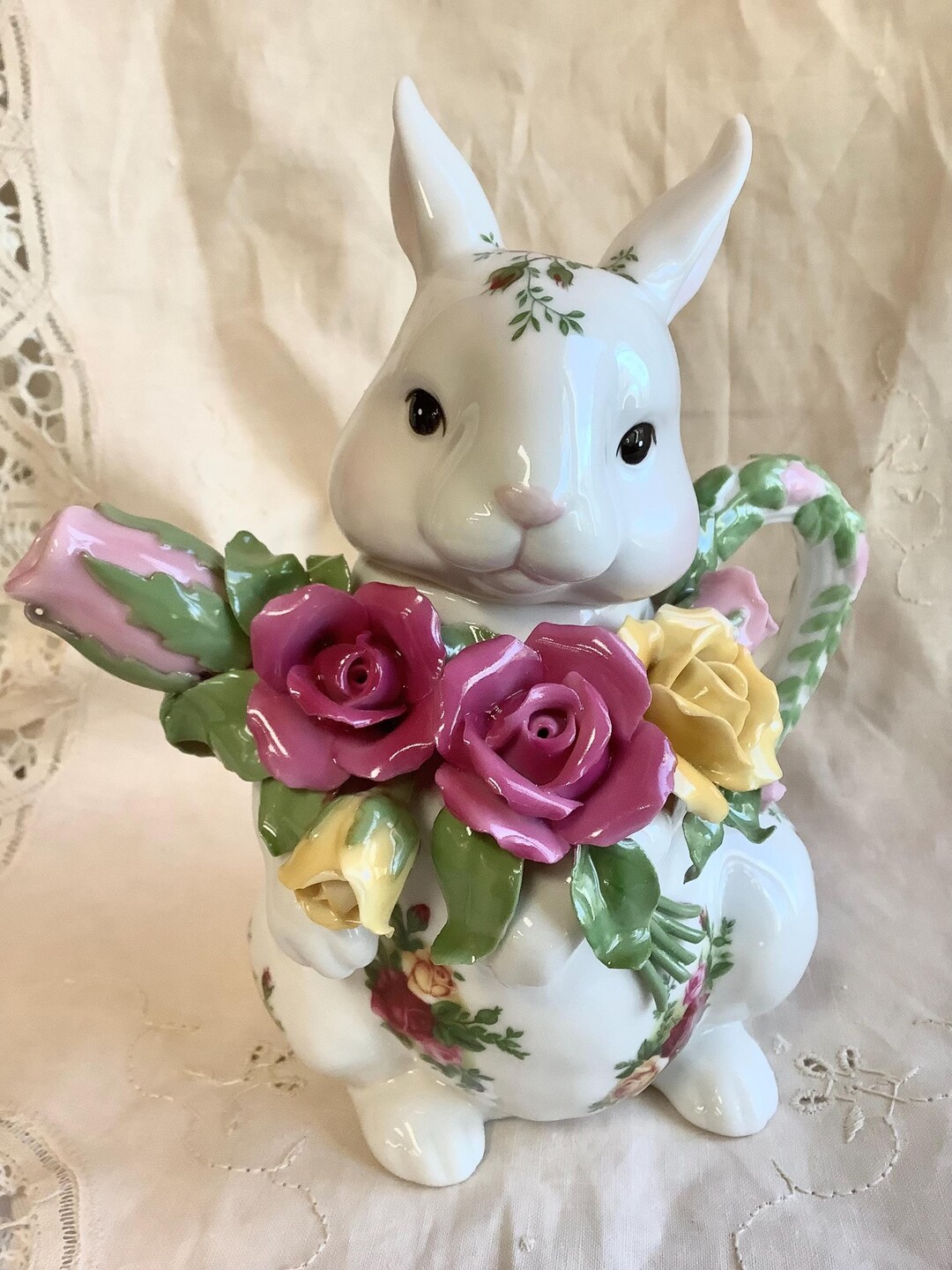 Royal Albert by Royal Doulton Old Country Roses Bunny Rabbit Floral ...