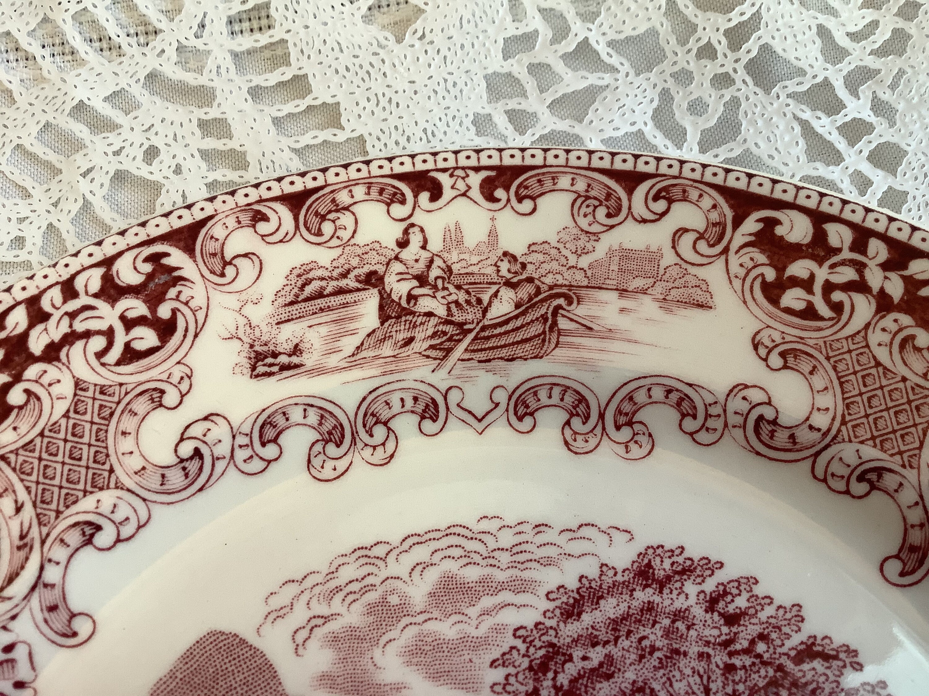 Vintage Royal Sphinx Maastricht Plate, Cambridge Old England, Red ...