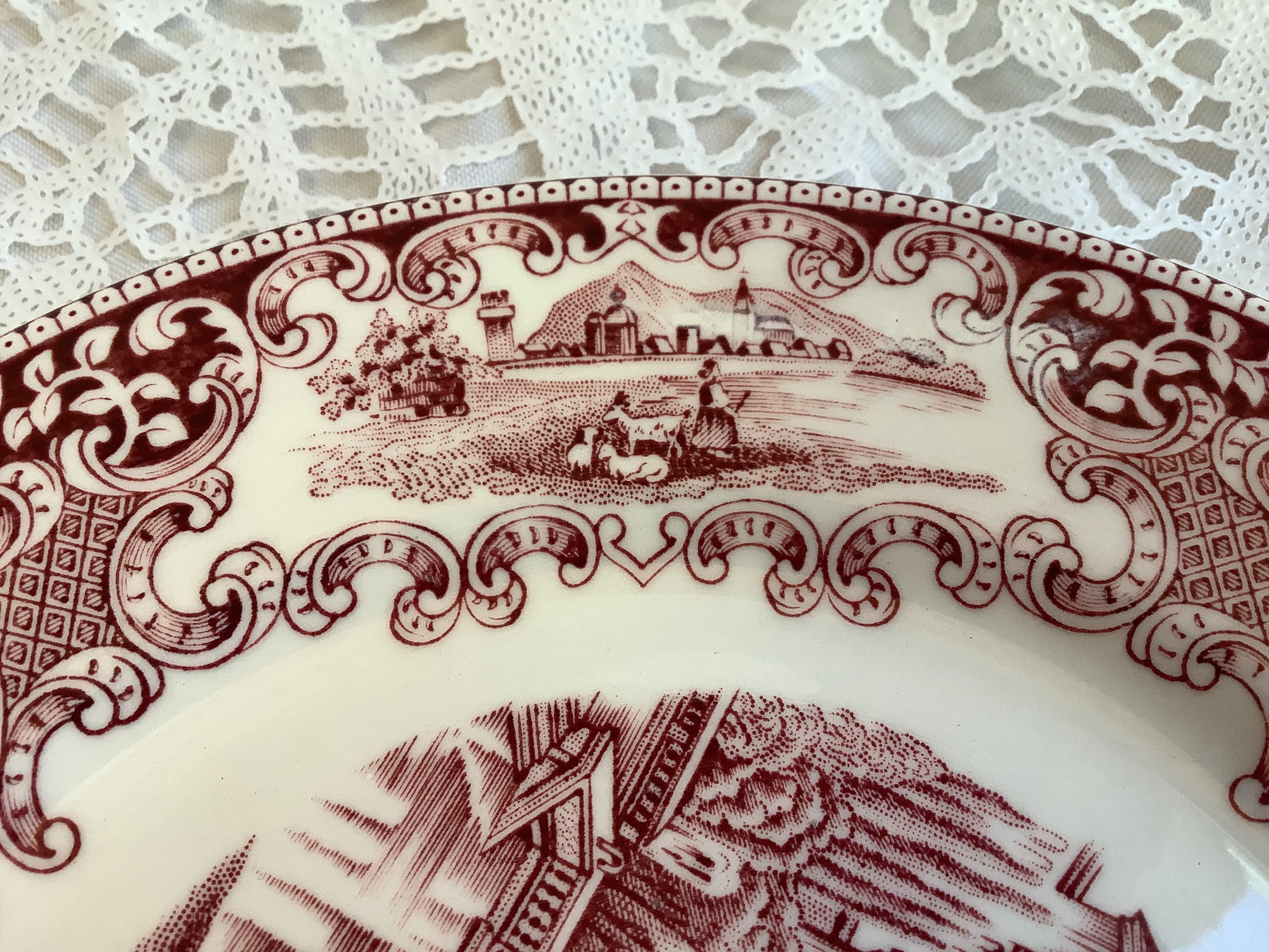 Vintage Royal Sphinx Maastricht Plate, Cambridge Old England, Red ...