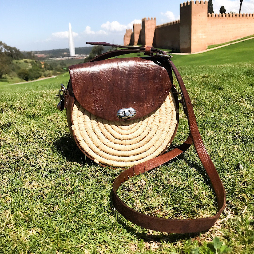 Round Bag in Raphia and Genuine Leather, 100% Handmade, Shoulder Bag - Etsy