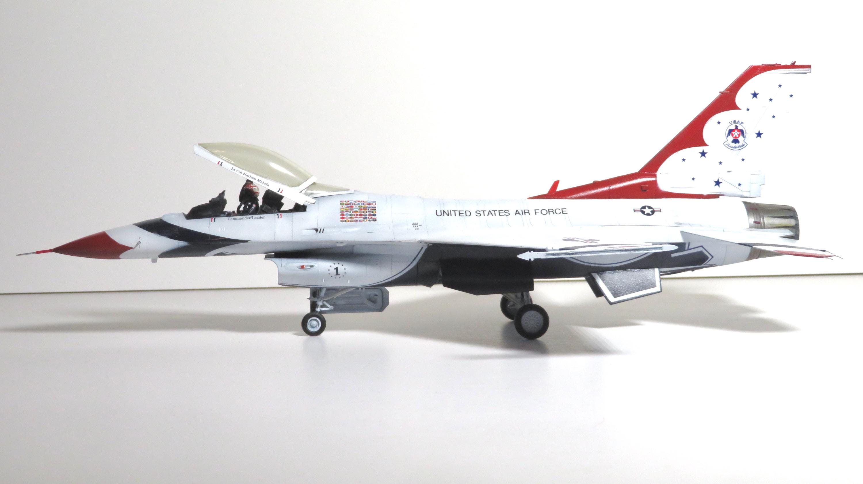 Handmade F-16C Thunderbird Scale Model (1:48 Scale) Customizable - Etsy