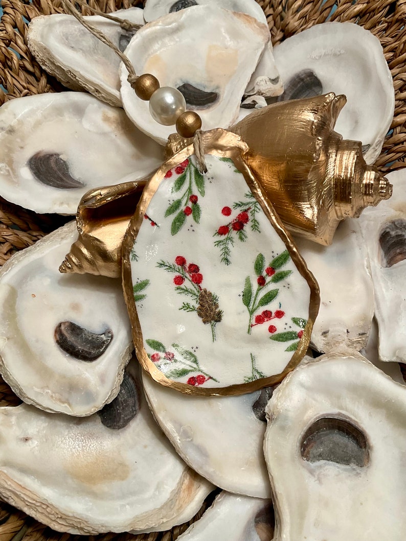 Holly Berry Branches Christmas Oyster Shell Ornament - Etsy