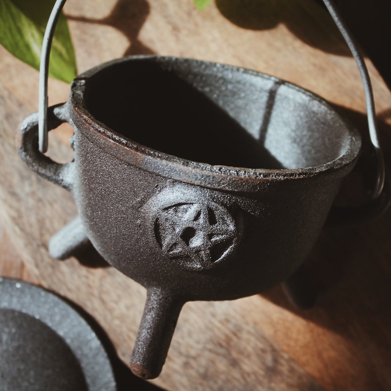 Cast Iron Cauldron - Etsy