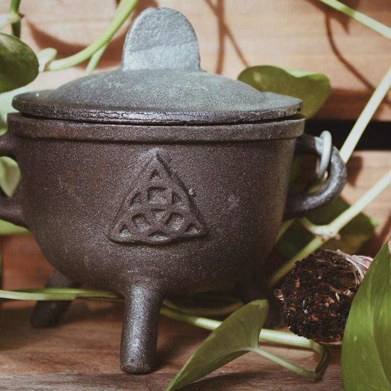 Cast Iron Cauldron - Etsy