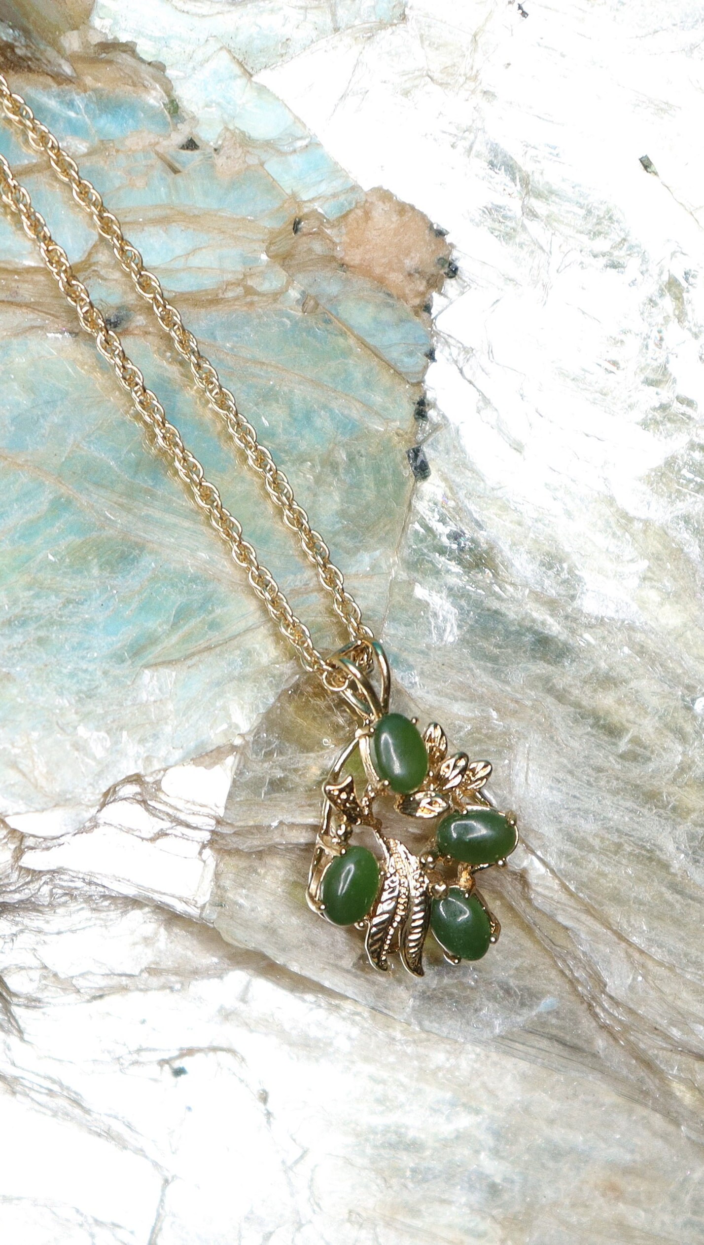 RARE VINTAGE** Stamped JC Gold Tone Jade Necklace - Etsy