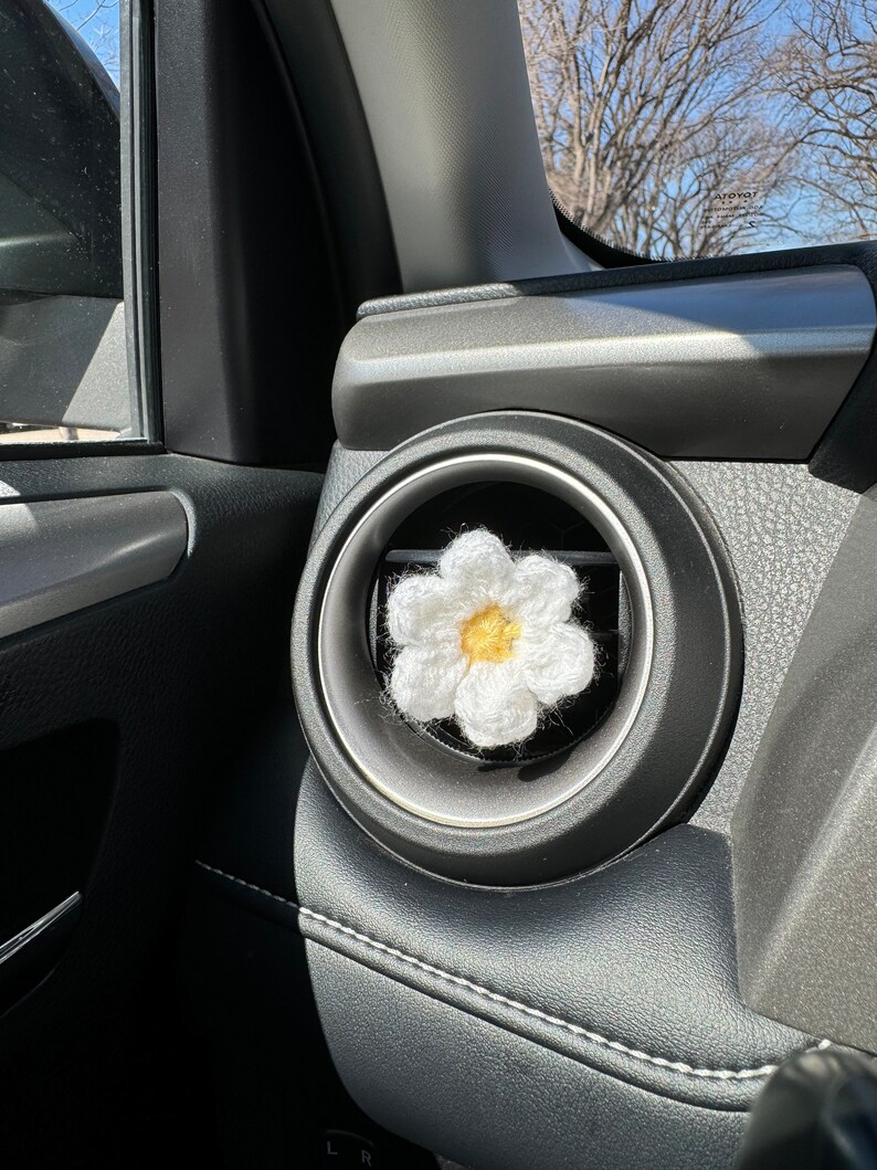 Crochet Lily Car Buddy - Etsy