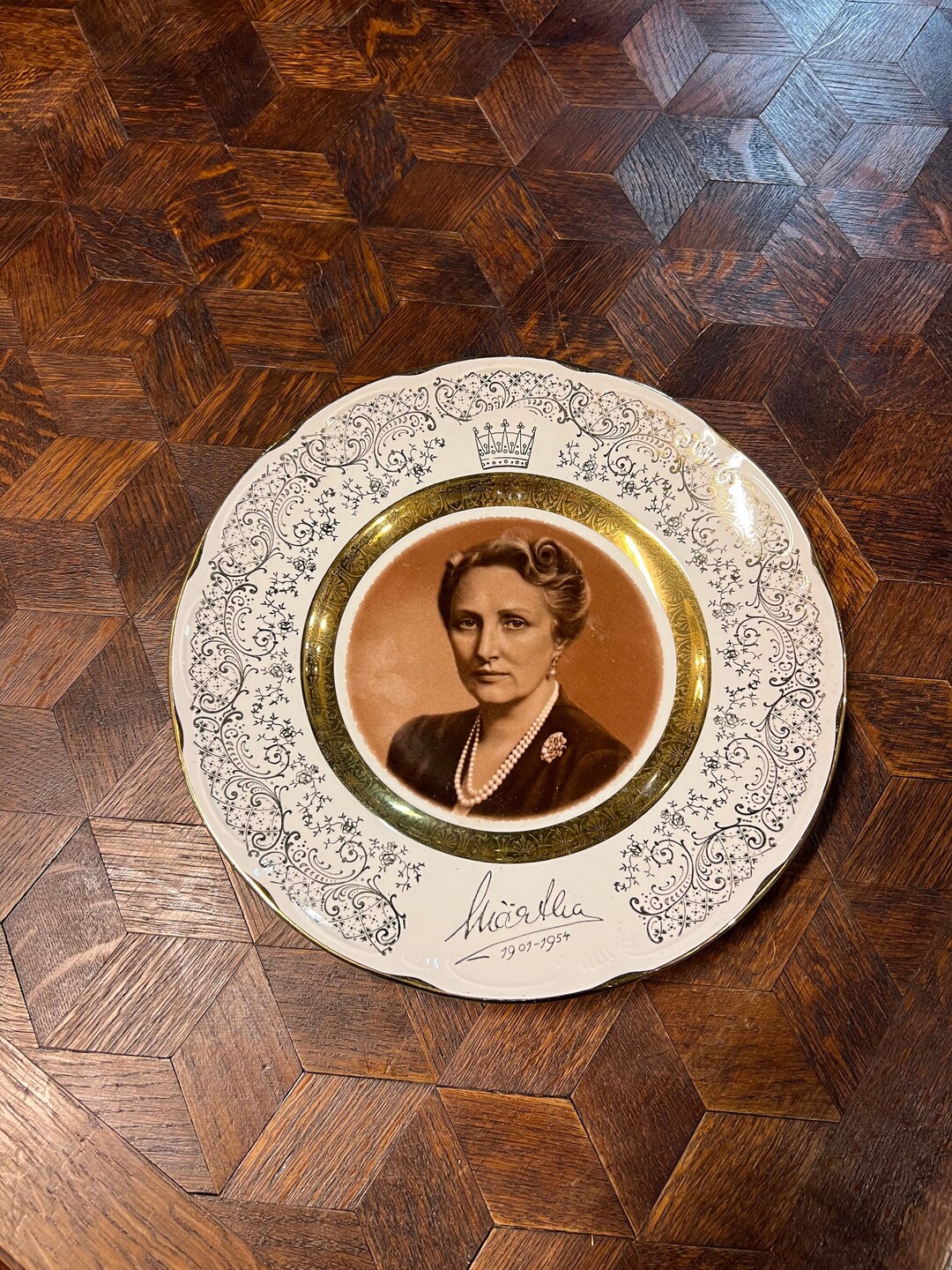 1950's Norwegian Design Figgjo Marie Wall Decor Plate crown Princess ...