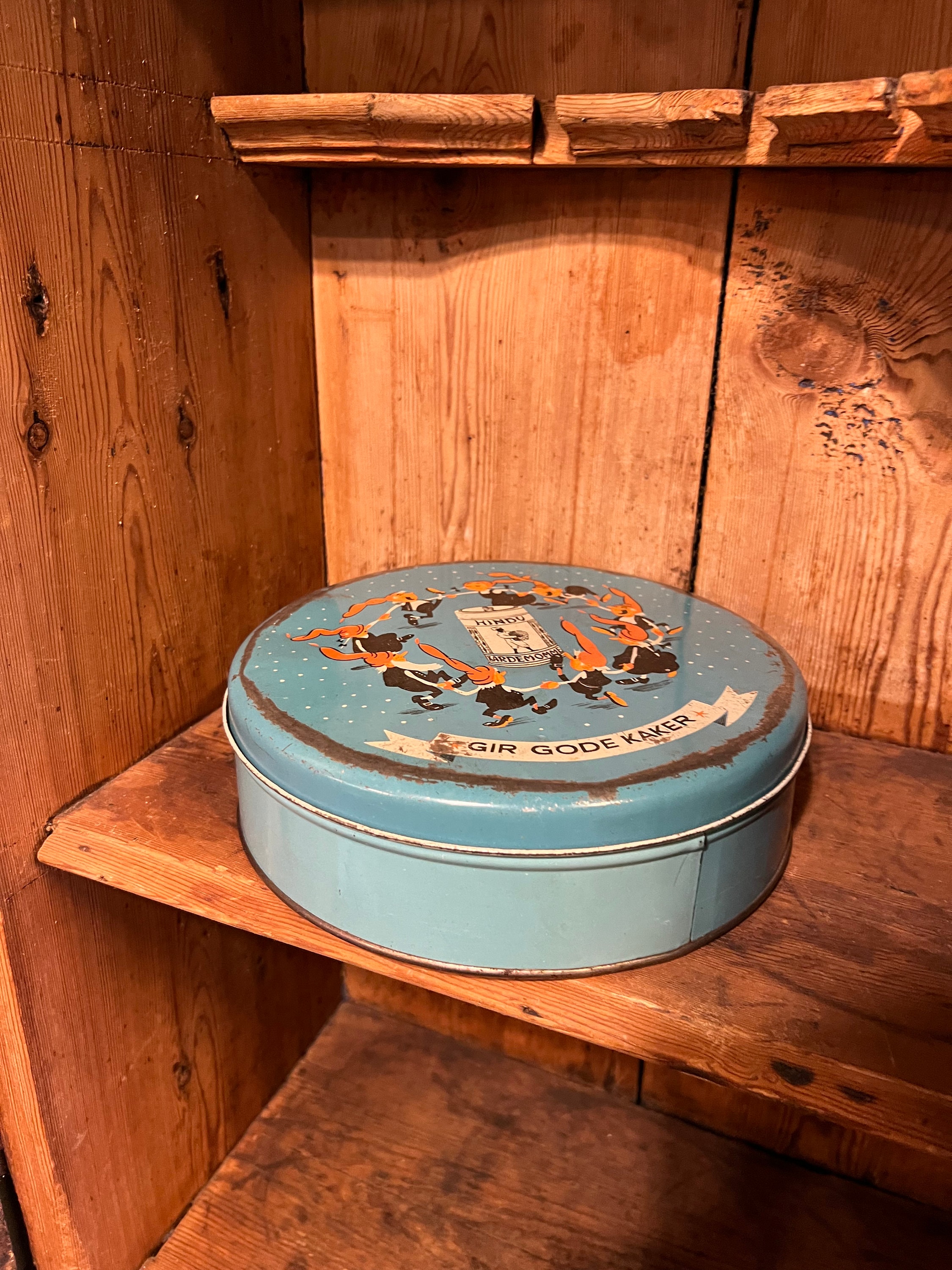 Vintage Christmas Tin/biscuit Box From Norway. Norwegian - Etsy
