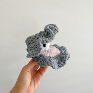 Pearl the Oyster — CROCHET PATTERN ONLY, Crochet Oyster Pattern ...