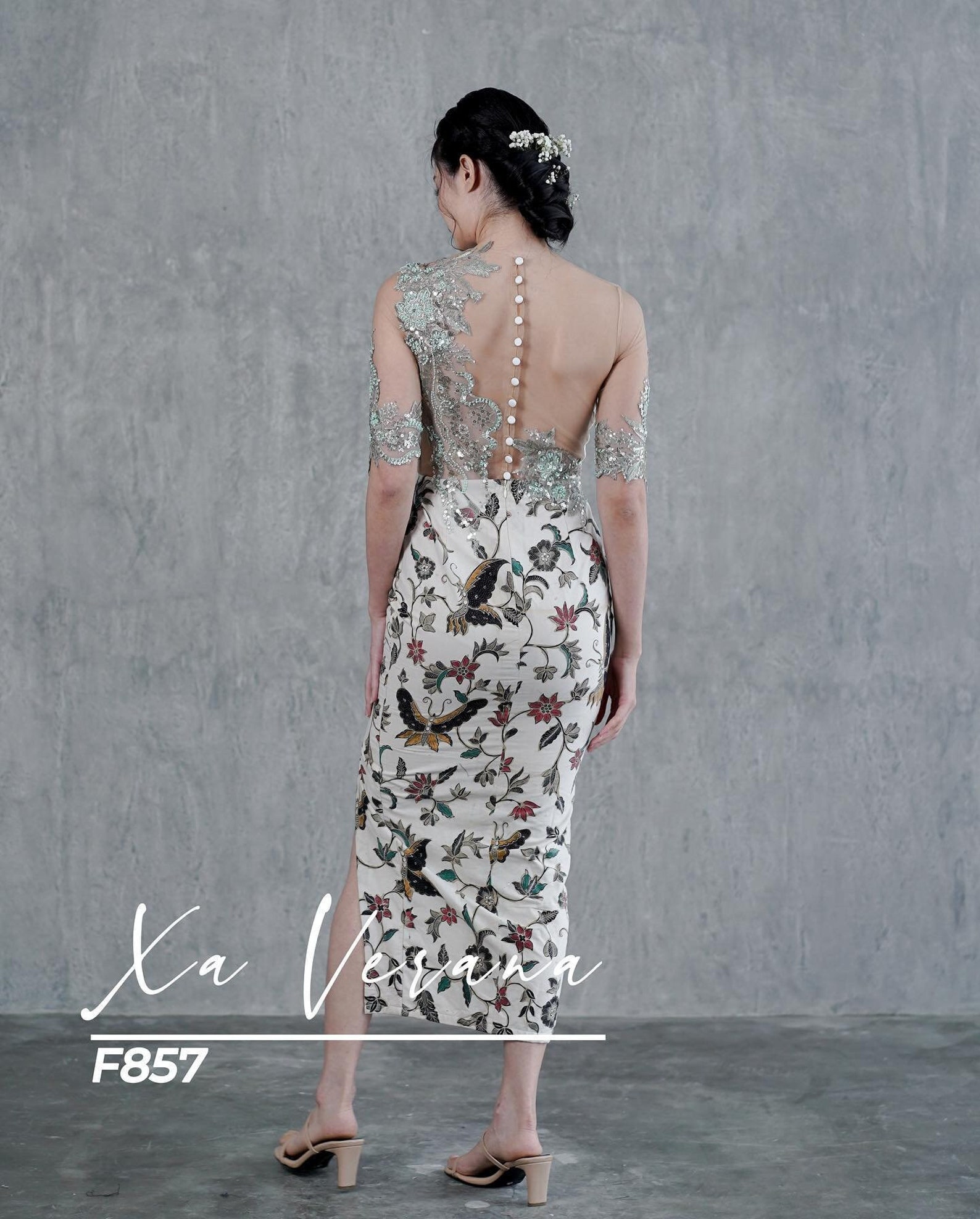 Custom White Kebaya, Kebaya Wedding, Indonesian Bride, Bustier Dress ...