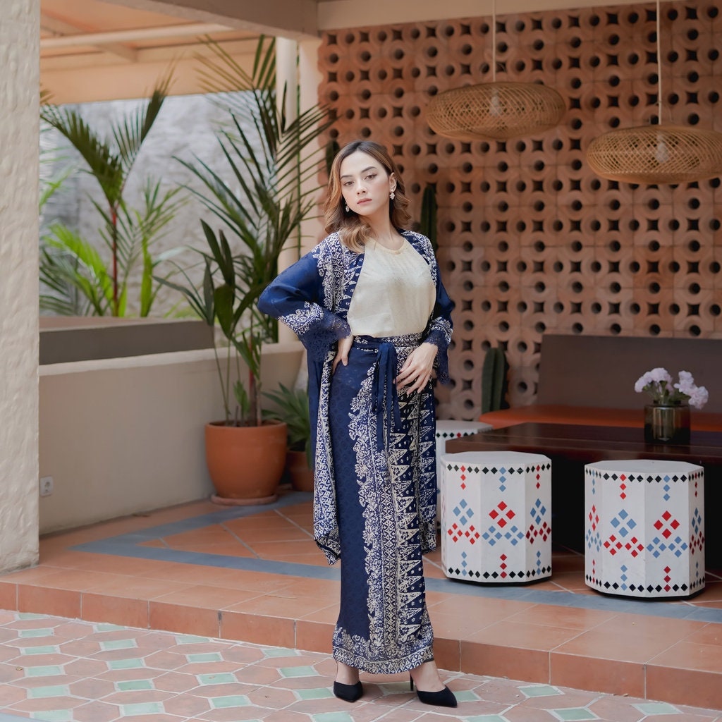 Batik Dress One Set, Loose Fit Batik, Batik Embossed Pattern, Outer ...