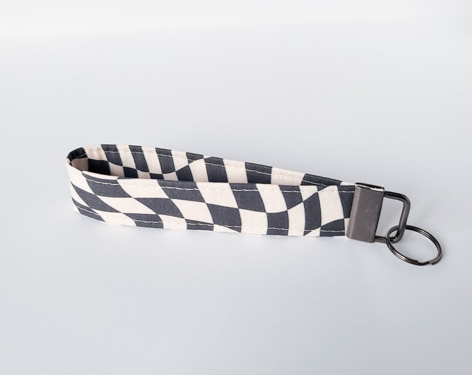 Black and White Wavy Checkered Key Fob Wristlet, Groovy Retro Keychain ...