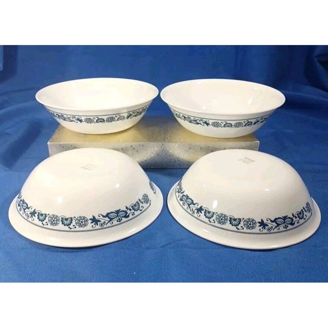 Vintage Corelle OLD TOWN BLUE Onion 4 X 8.5" Large Pasta Serving Soup ...