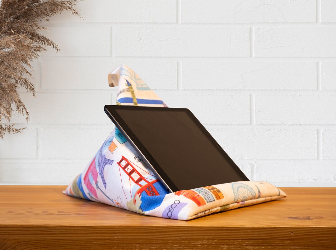 Tablet Cushion Big Cities, iPad Holder, Book Support, E-reader Beanbag ...