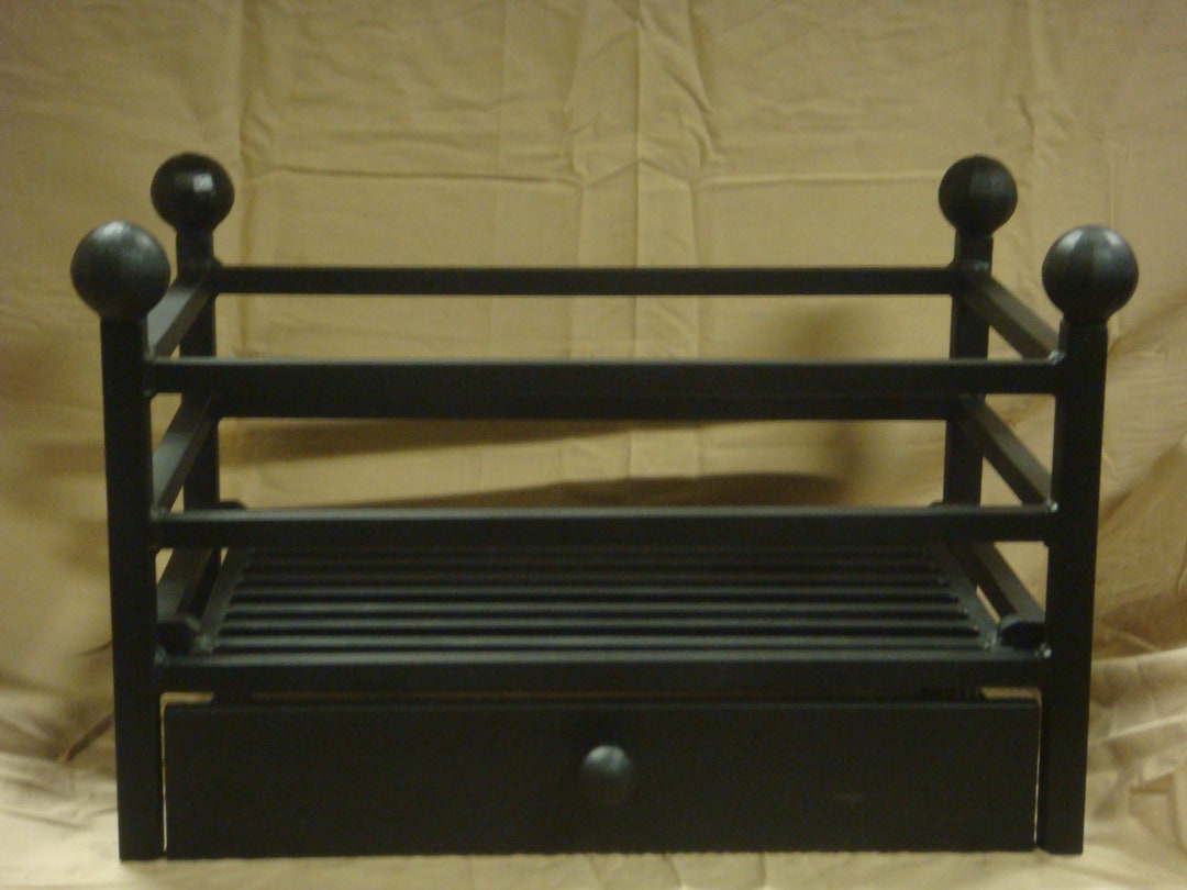 70cm Hand Forged Fire Basket , Traditional Design, Solid Iron Grate ...