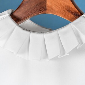 White Pleated Round False Collar Satin Crepe Design for Women Girls ...