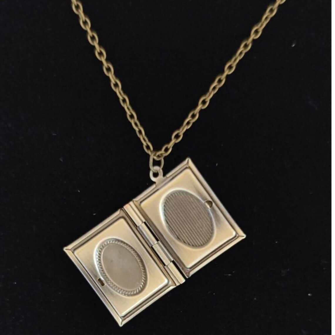 Alice in Wonderland Book Locket Necklace, Vintage Book Locket, Book ...