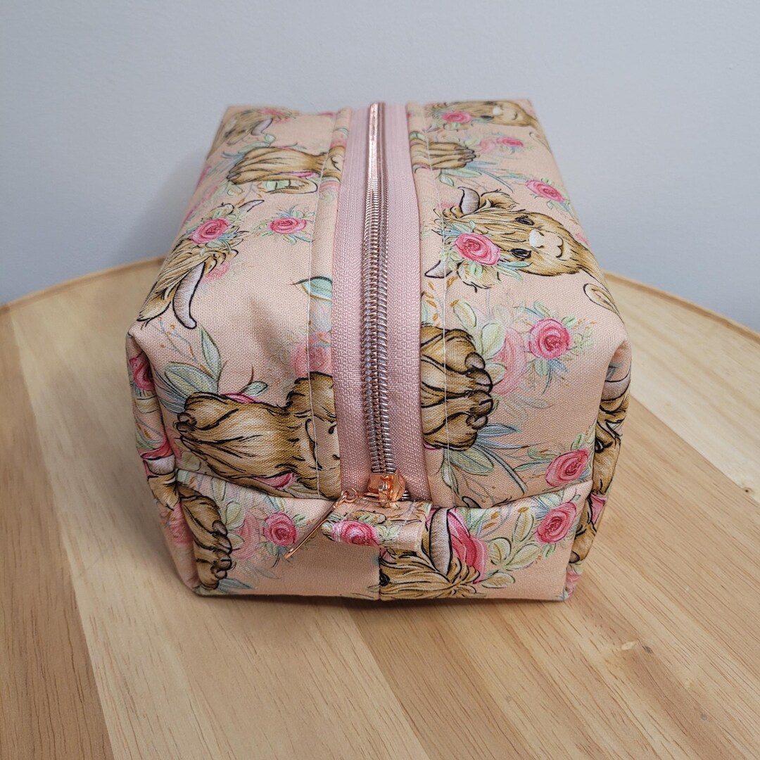 Boxy Bag in Pretty Highland Cow Fabric - Etsy