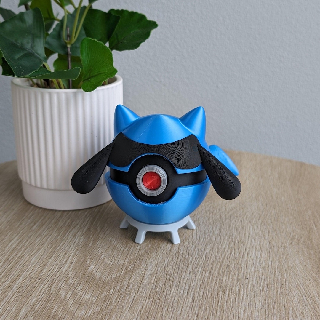 Riolu Poke Ball | 3D Printed Display Ball - Etsy Australia