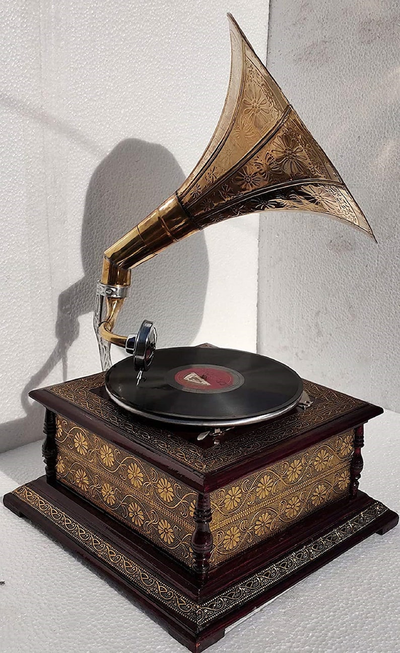 Nostalgic Gramophone Phonograph New Working Record Player Antique Style Handmade Gramophone Nice ...