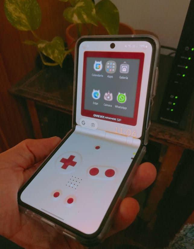 13 Galaxy Z FLIP Gameboy Advance Wallpapers for Samsung Android | With ...