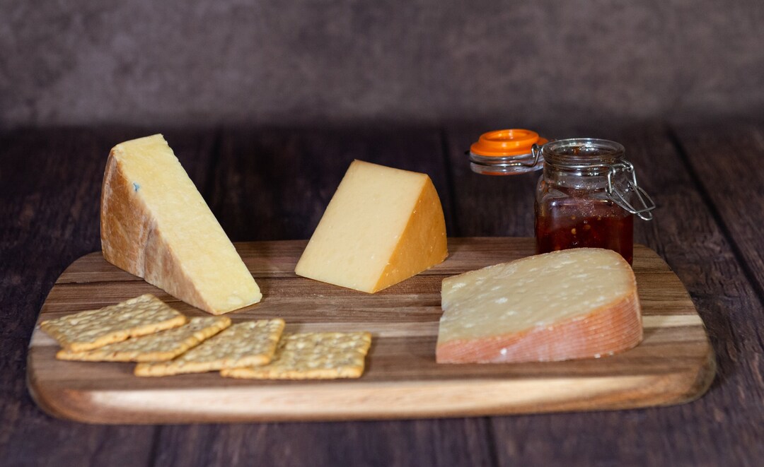 Sensational Smoked Cheese Box With Crackers and Chutney - Etsy