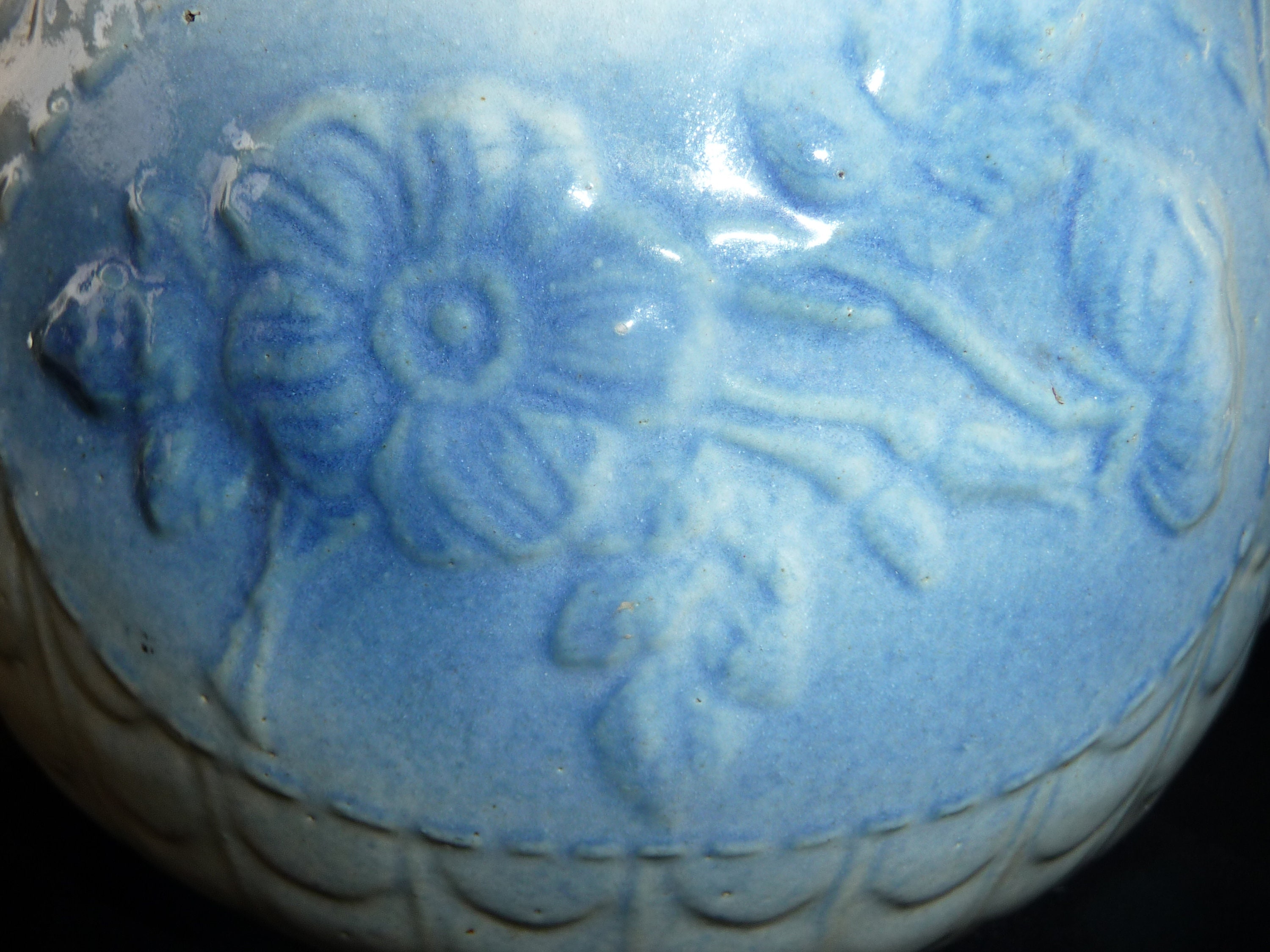 Swing Handle Pottery Stoneware Chamber Pot, No Lid, Blue Flowers, Wood ...