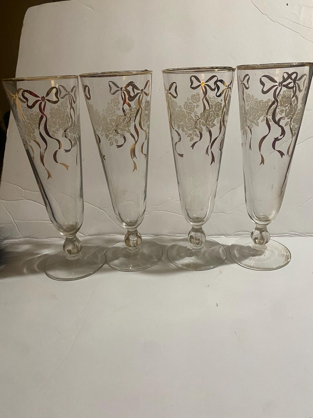Libby White Rose Swag and Gold Bows Champagne Flutes, Set of 4, Gold ...