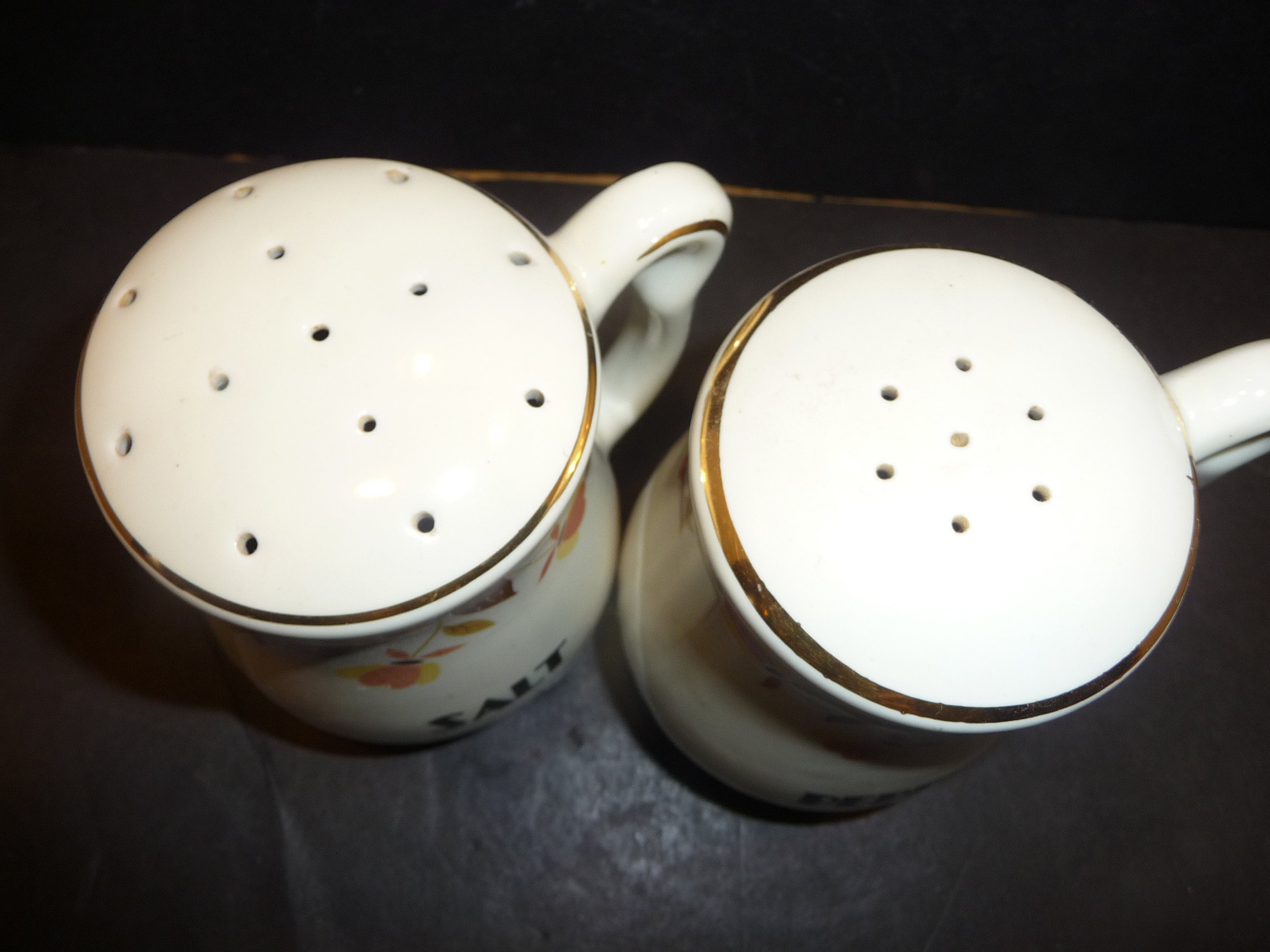 Vintage Jewel Tea Autumn Leaf Salt & Pepper, 4 1/2 Ish Inches, Jewel ...
