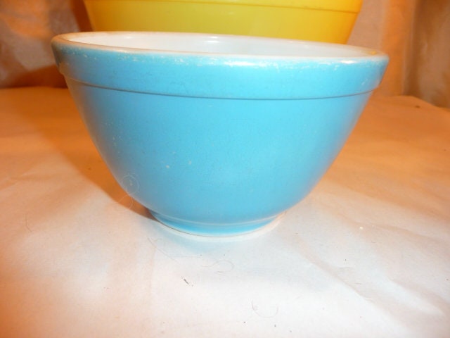 Vintage Pyrex Mixing Bowl Set Primary Colors Full Set - 400 Series ...